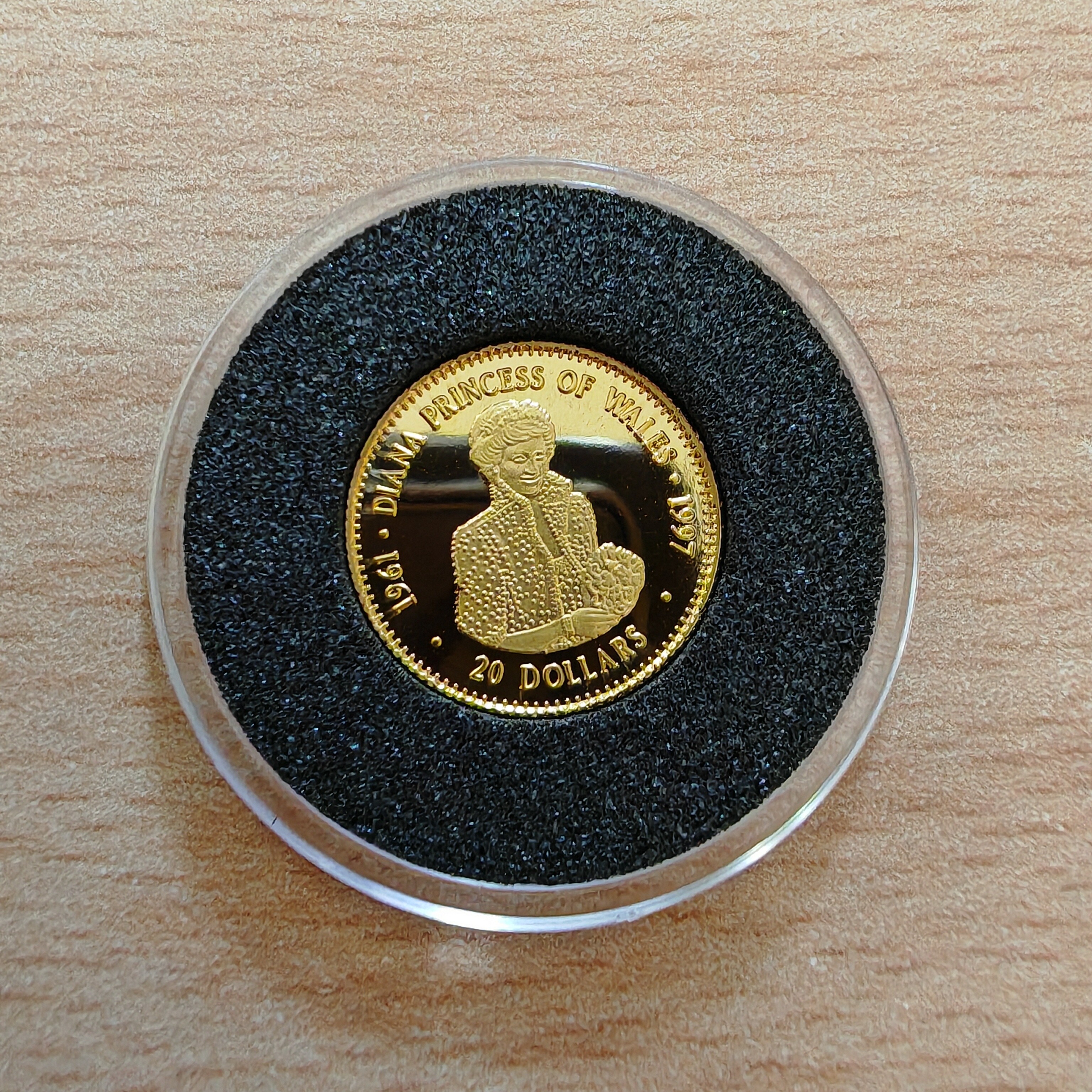 1997 1/25oz $20 Death of Princess Diana .999 Gold Proof - Tuvalu - UK ...