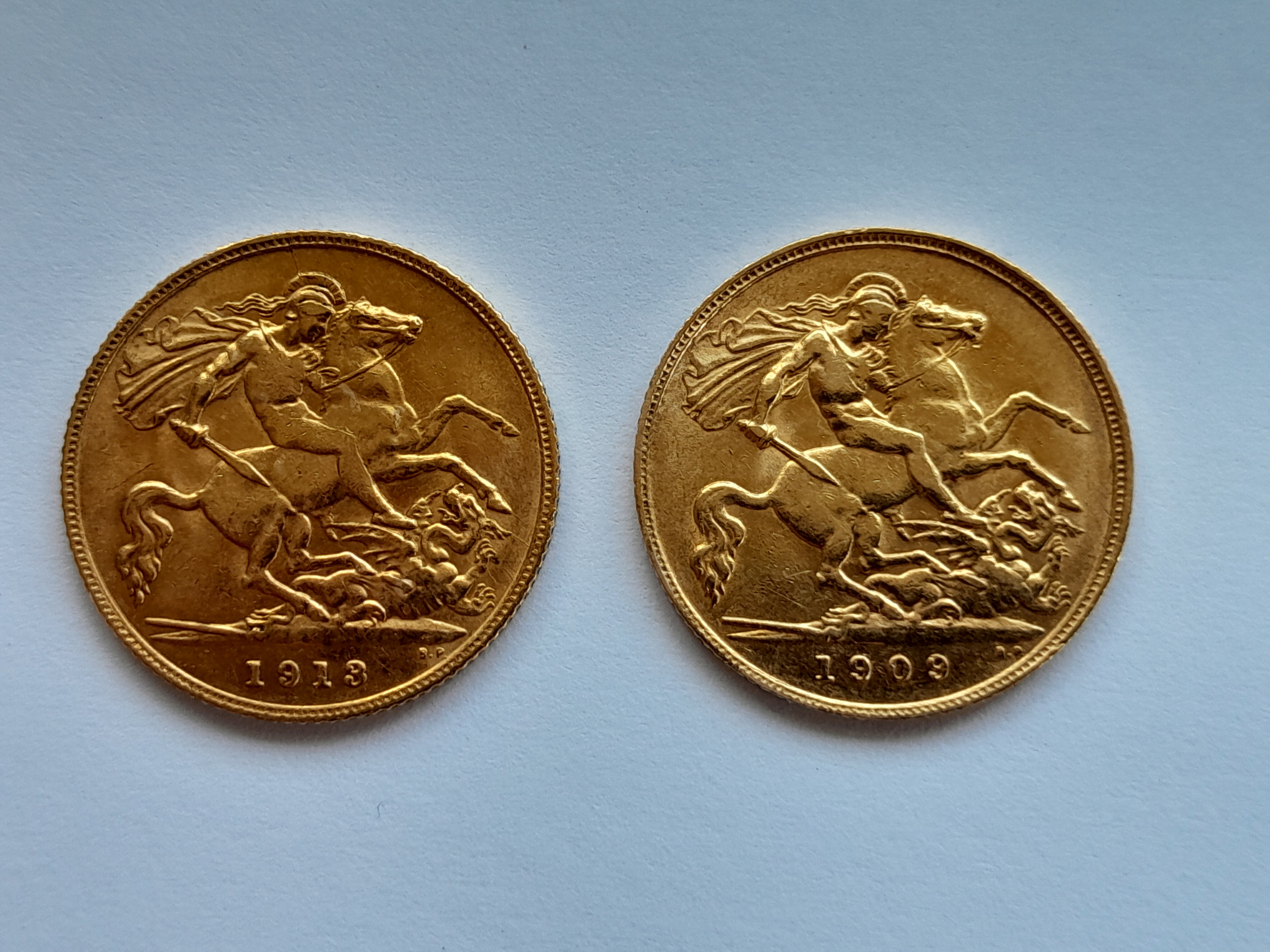 Two Half Sovereigns - UK (Ungraded) - The Silver Forum