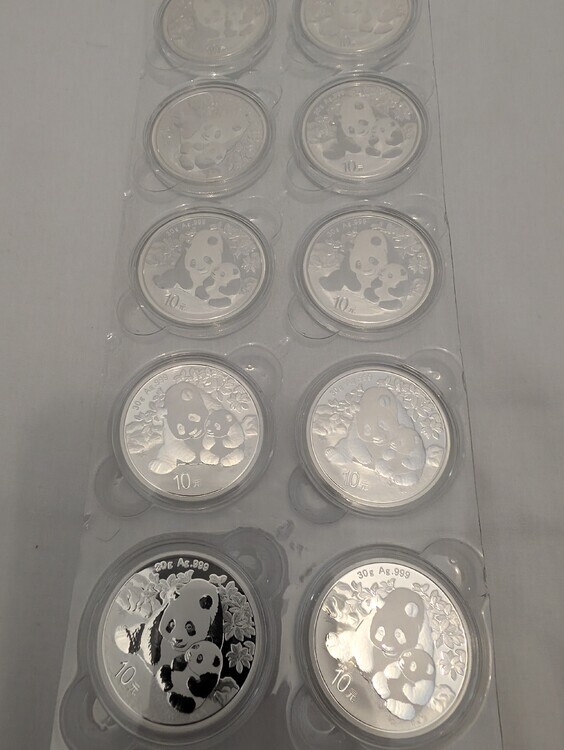 Friday auction: 10 x 2024 silver panda's in tray. Ends 9:30pm tonight ...