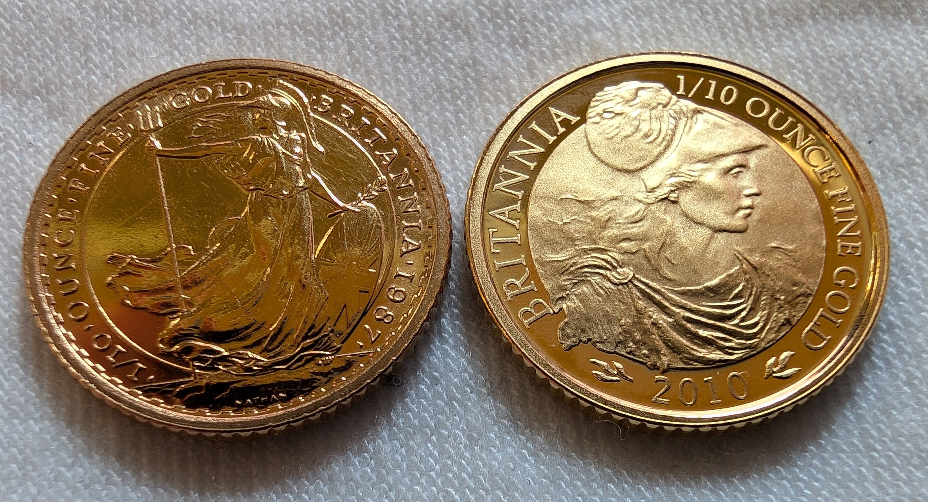 A Chalk & Cheese 1/10oz Gold Brit Auction - UK (Ungraded) - The Silver ...