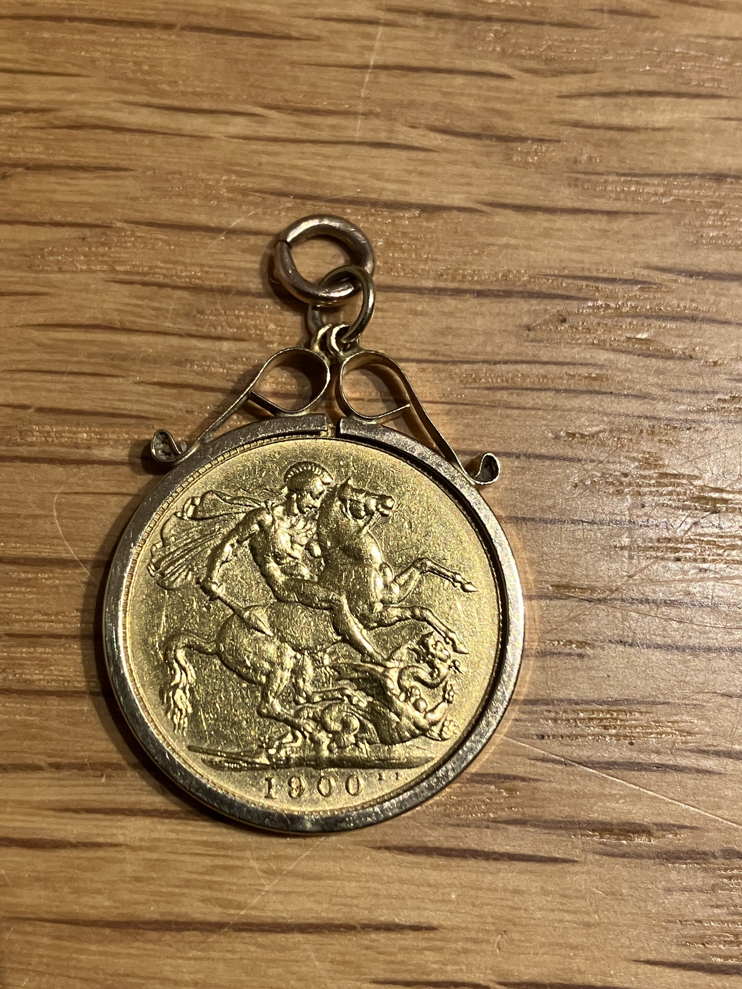Sovereign on 9ct loose pendant mount - UK (Ungraded) - The Silver Forum
