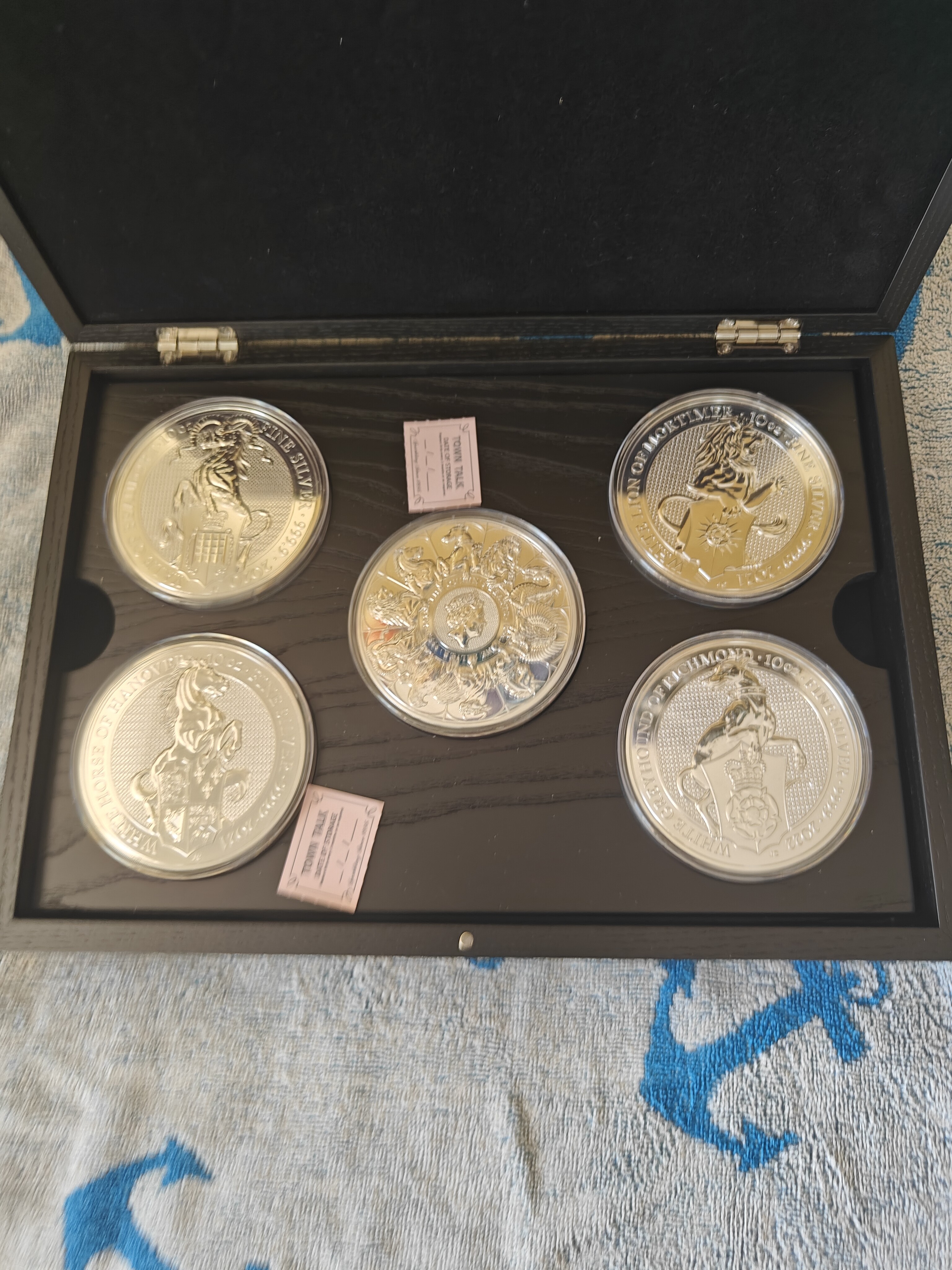 Queens beast 10oz silver Set in custom made box - UK (Ungraded) - The ...