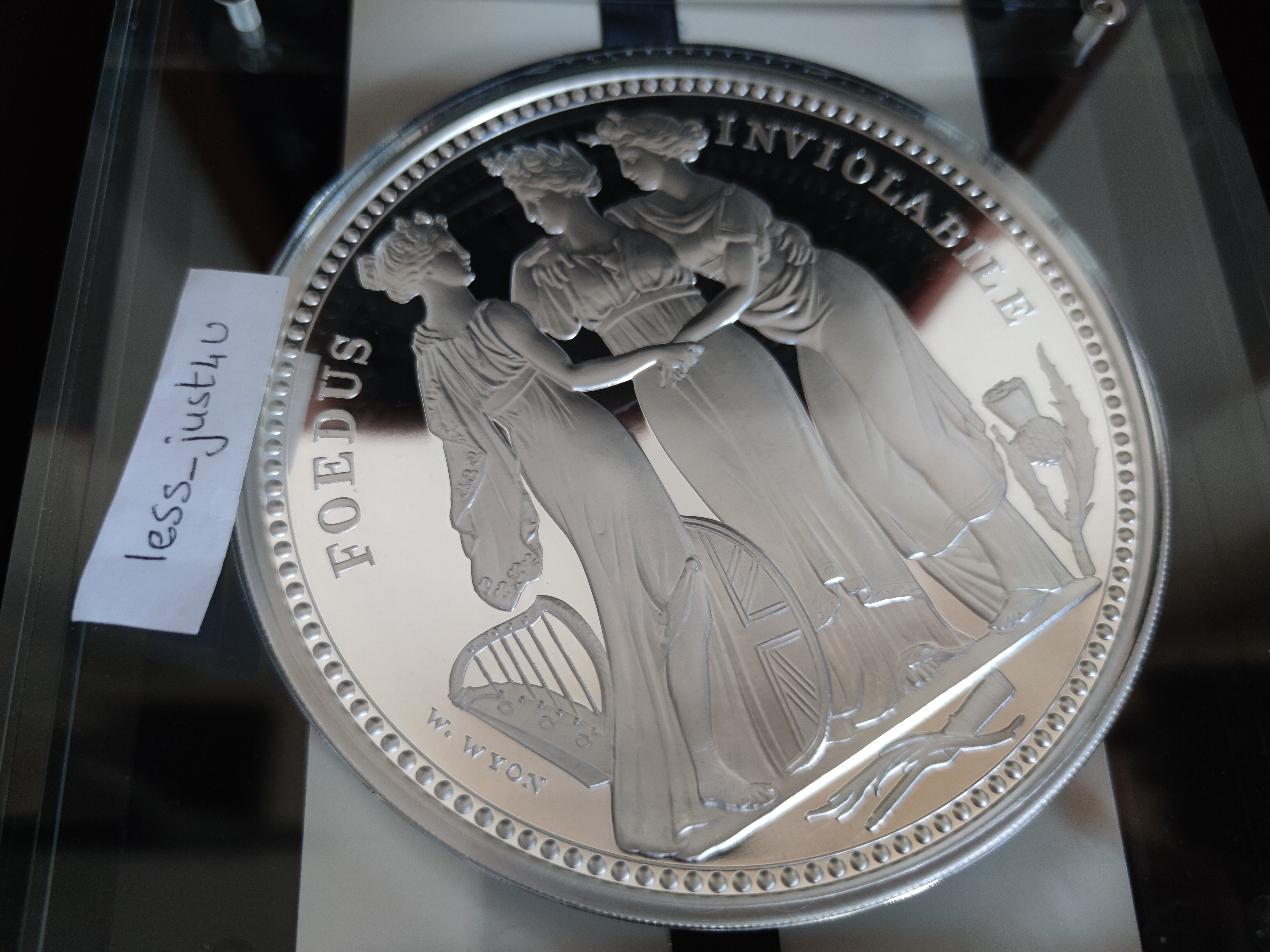 Three Graces Silver Proof Two Kilo 2kg coin limited edition 50 trade ...