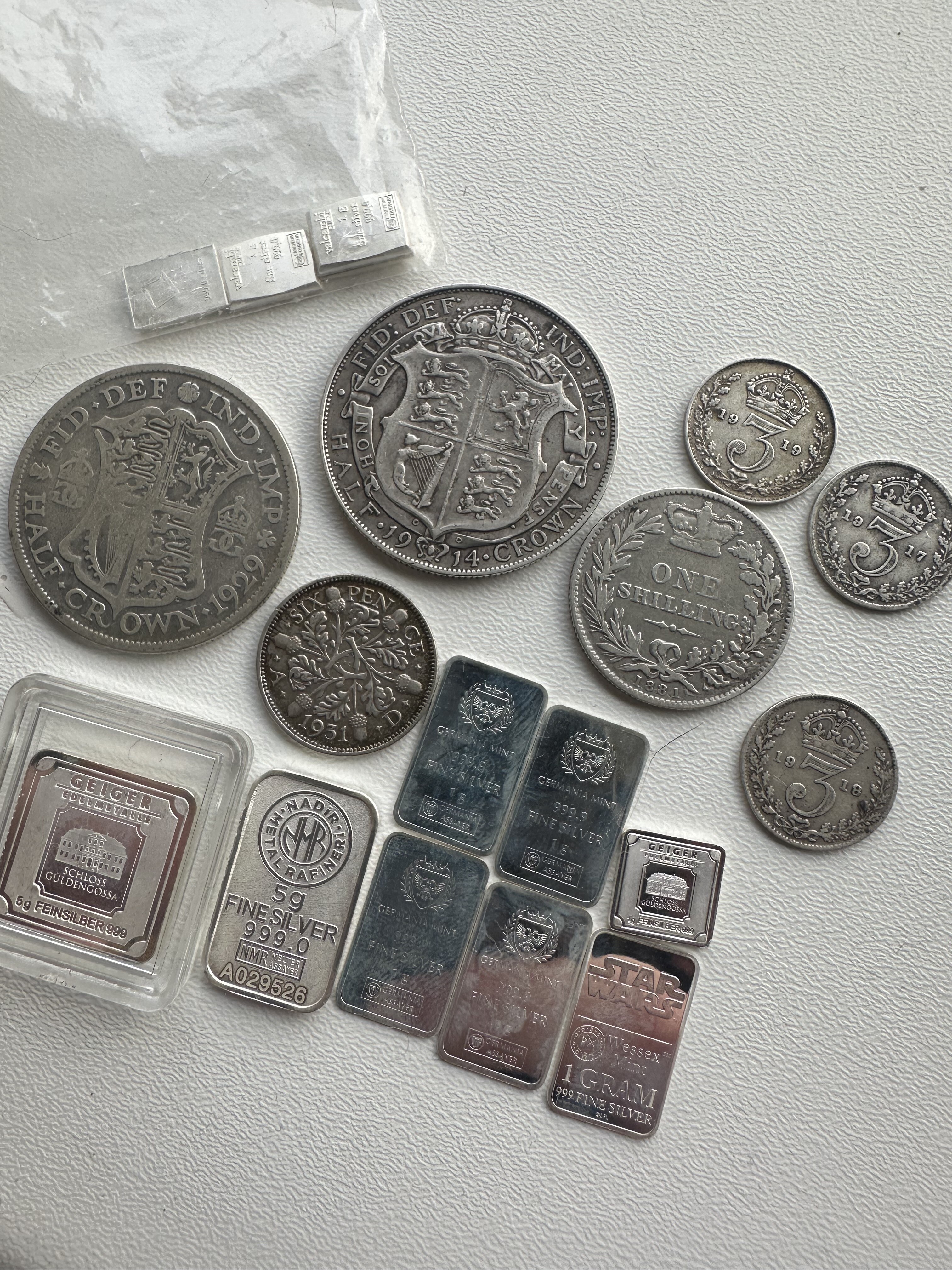 AUCTION! Small loose silver bits and old coins 🪙 Ends tonight - UK ...