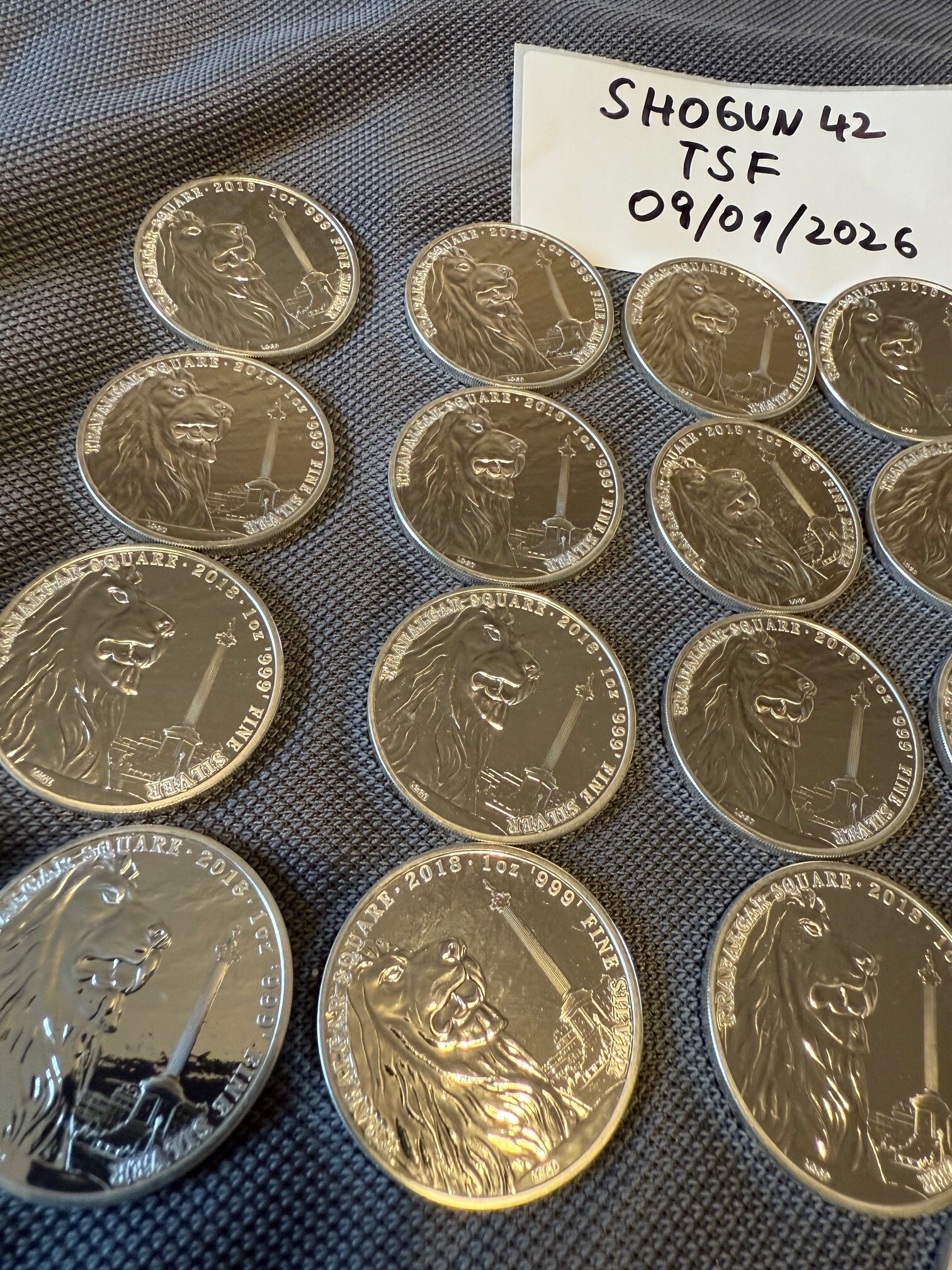 One Tube (25 coins) - Landmarks of Britain 2018 Trafalgar Square ...