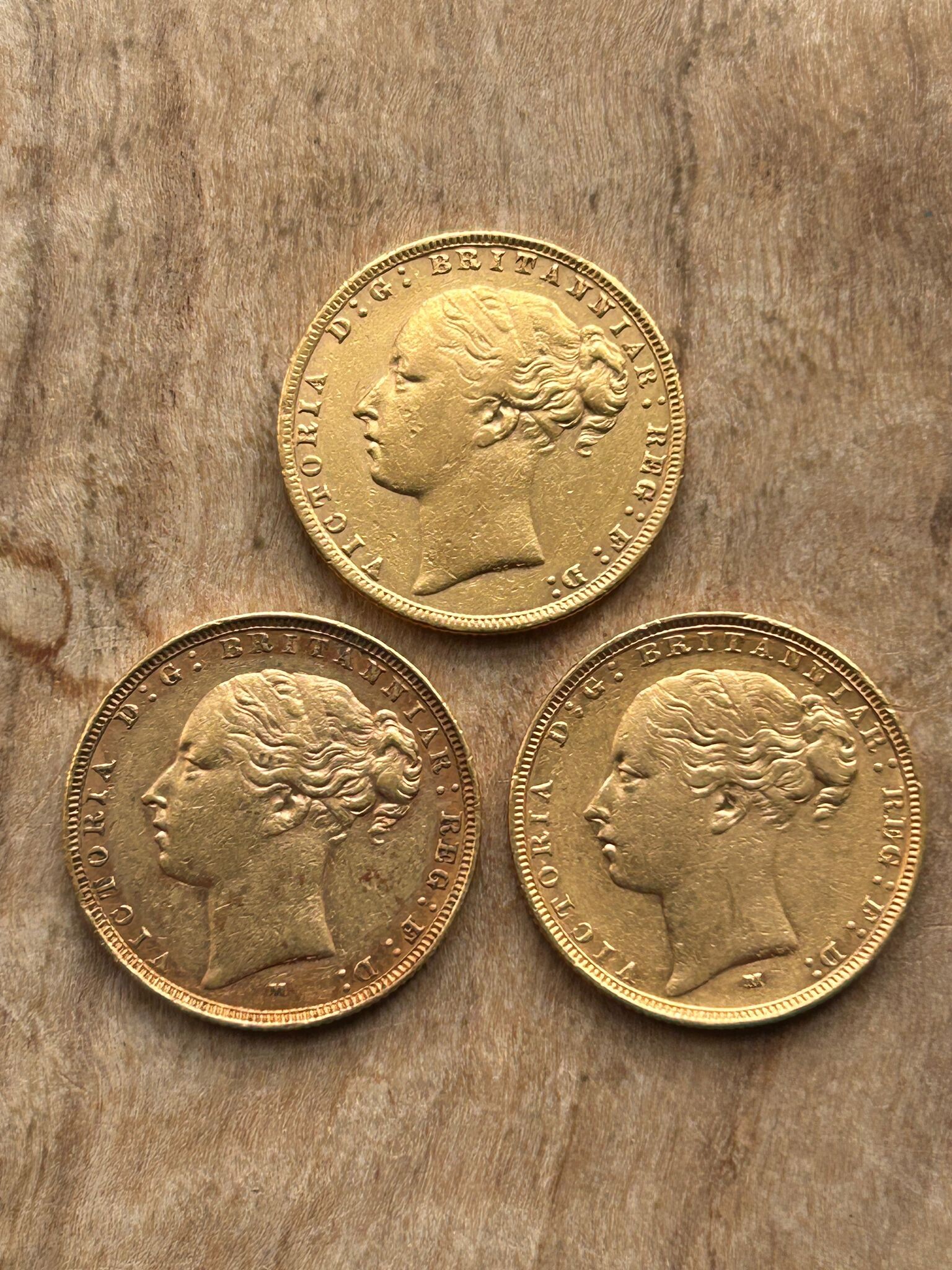 Victoria Young Head sovereigns - rare coins at bullion prices - UK ...