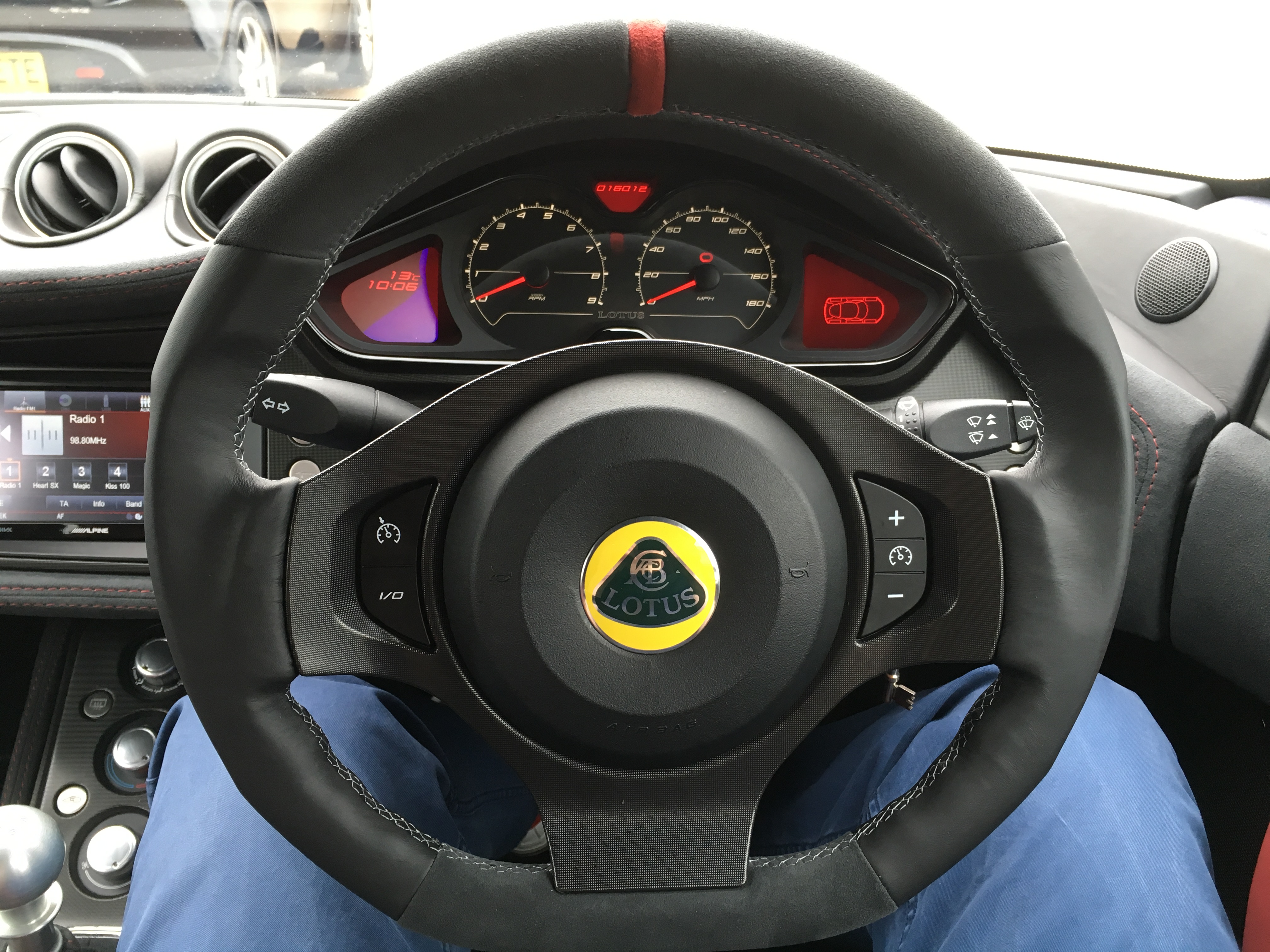 400 steering wheel fitted - Interior, Exterior, Lights, Glass, Alarms ...