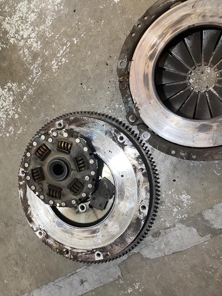 Why did this clutch explode? - Gearchange/Gearbox/Clutch - TLF - Total ...