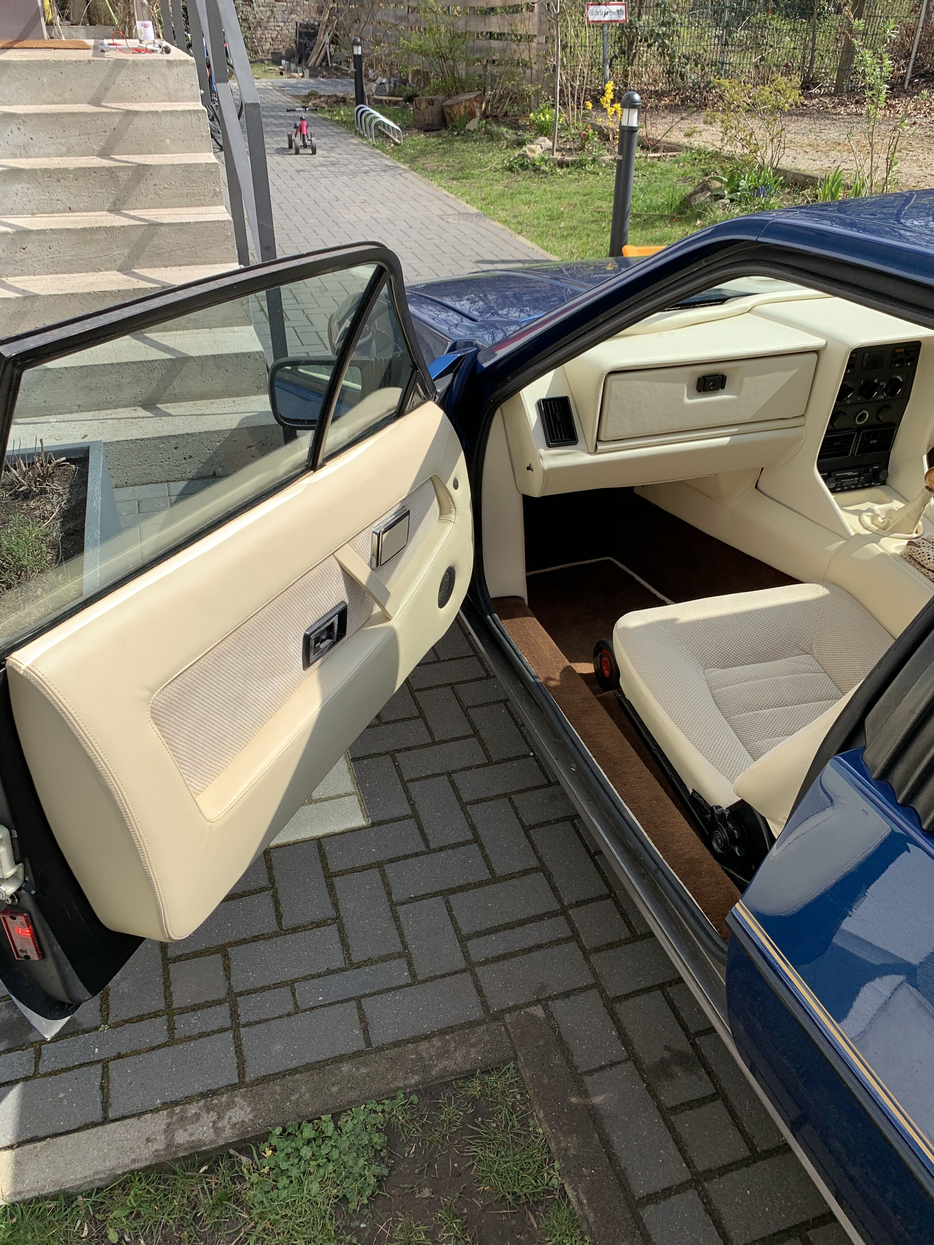 Excel door card removal? - help - Interior, Exterior, Lights, Glass ...