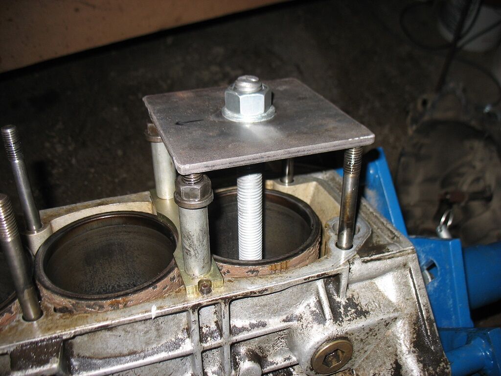 '95 910 Engine Rebuild - Esprit 'Project & Restoration' Room - TLF ...