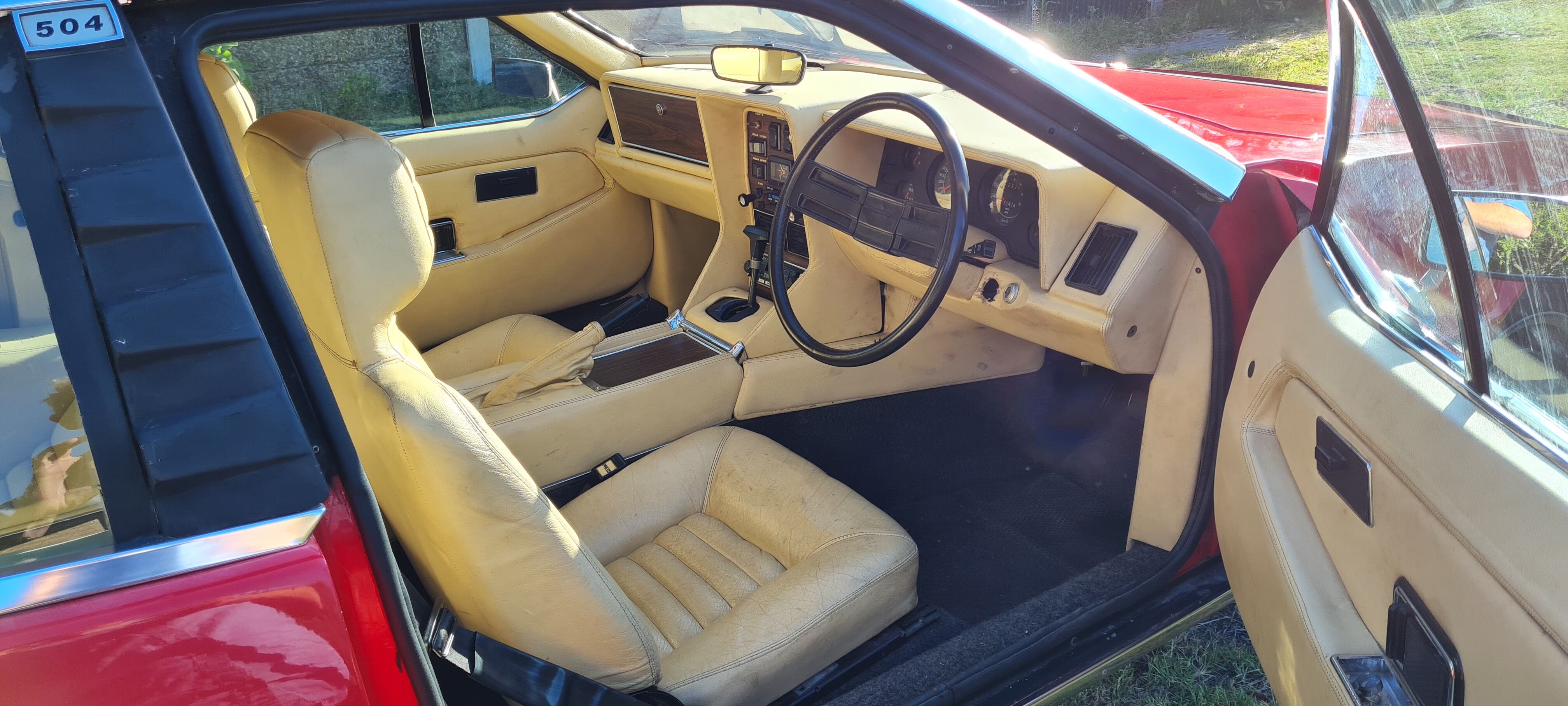 1976 Elite 504 Light Restoration - Projects & Restorations - TLF ...