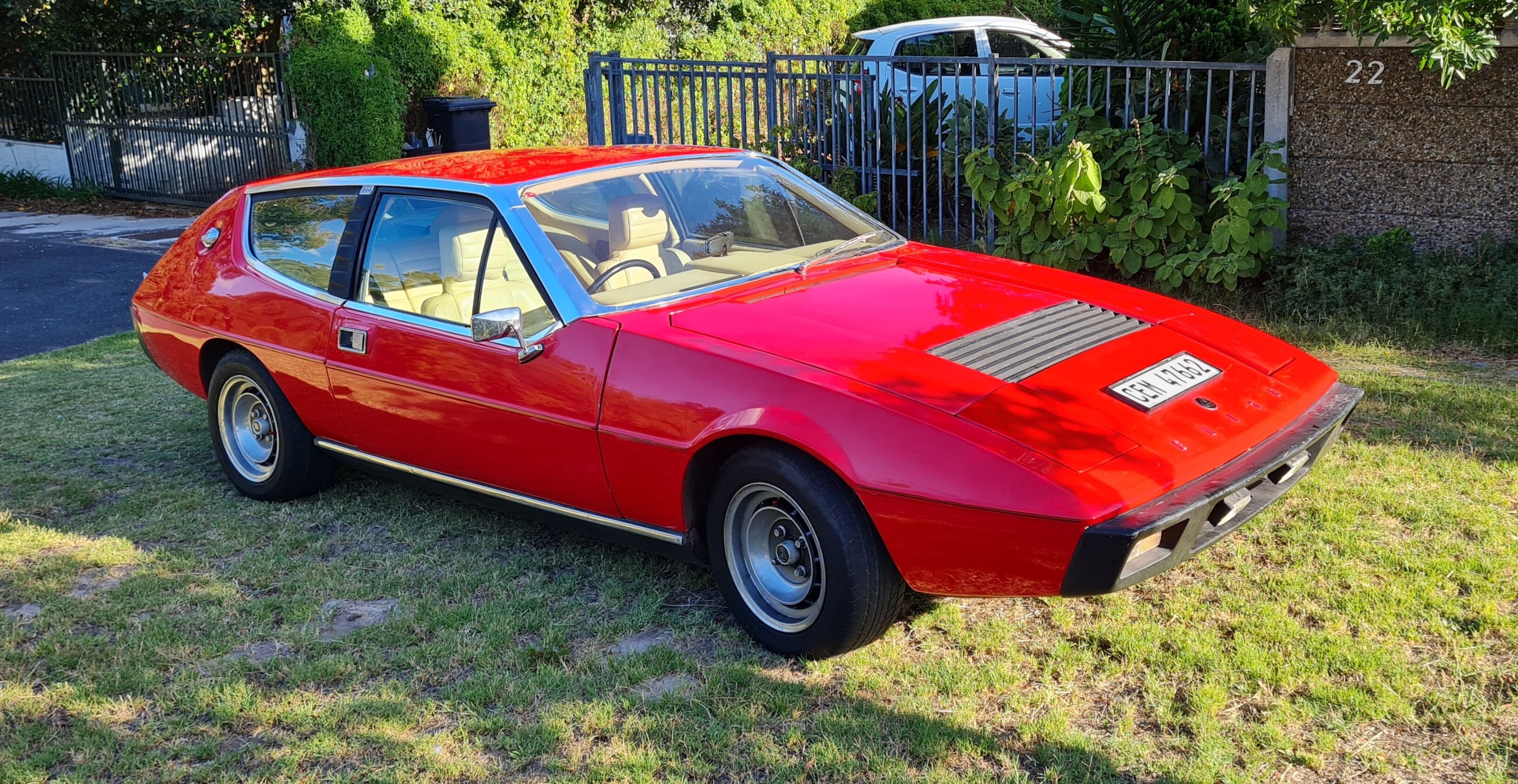 1976 Elite 504 Light Restoration - Projects & Restorations - TLF ...