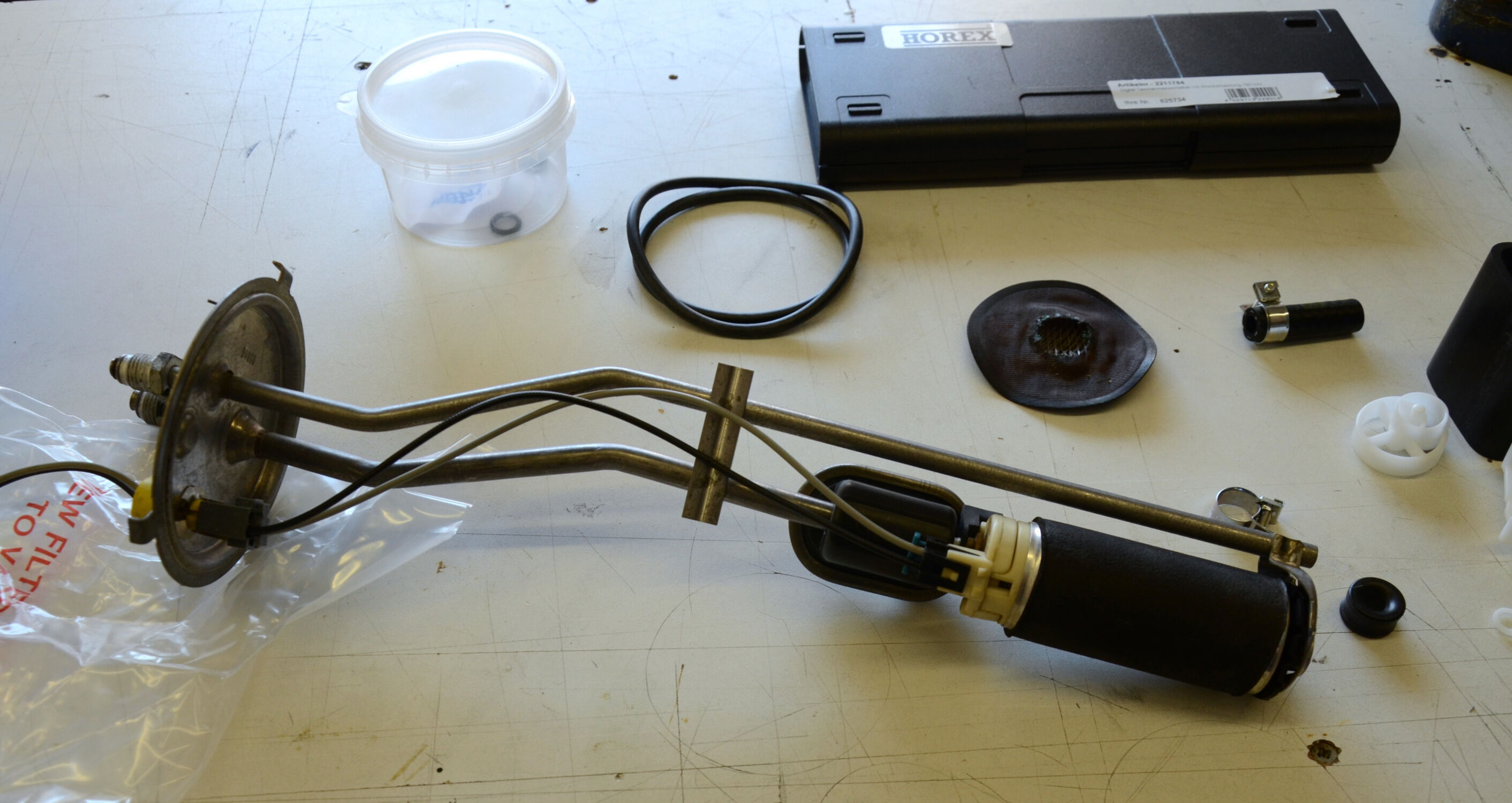 Fuel pump assembly - Wanted - TLF - Total Lotus