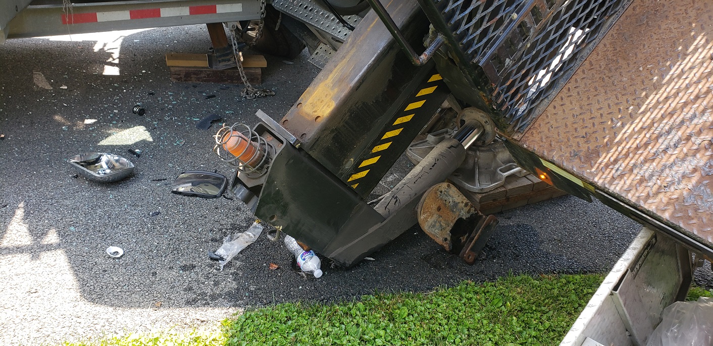 "Sort Of Rolled Over" Boom Truck - Heavy & Medium Duty Recoveries ...