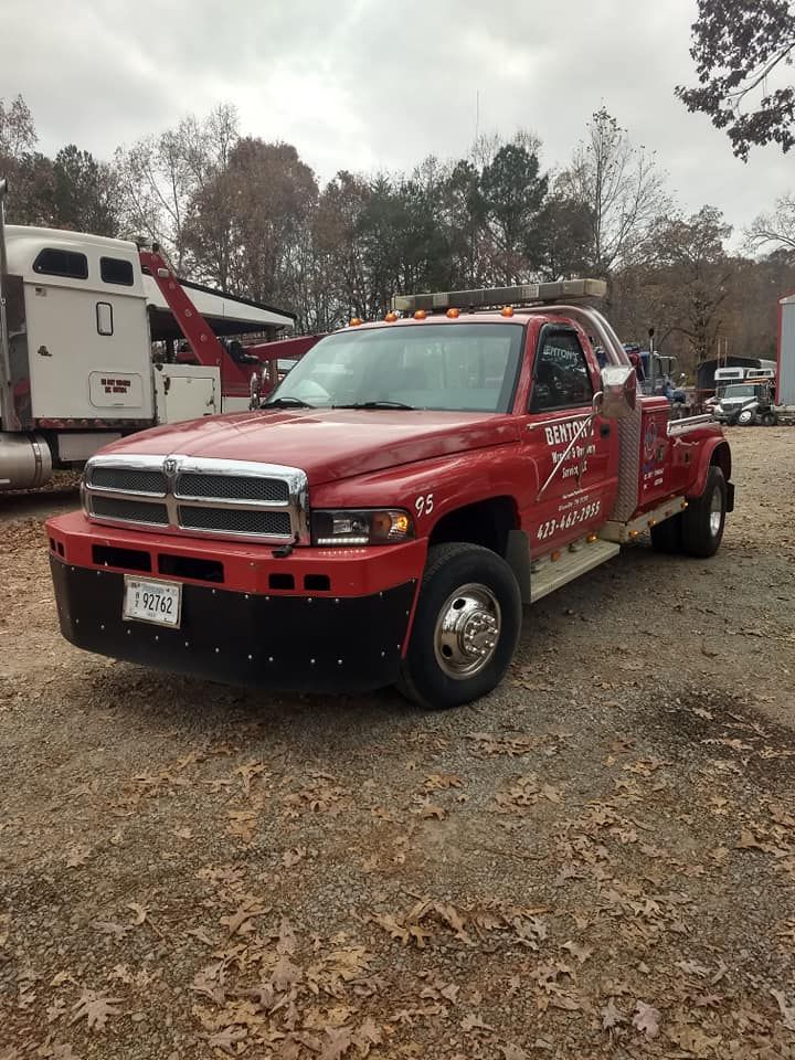 Lil Red Wrecker - Company Equipment - TowForce.net