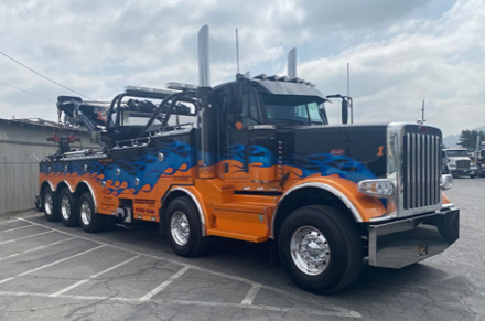 2018 Peterbuilt Model 389 With 59,600 Miles and a 75 Ton Miller Rotator ...