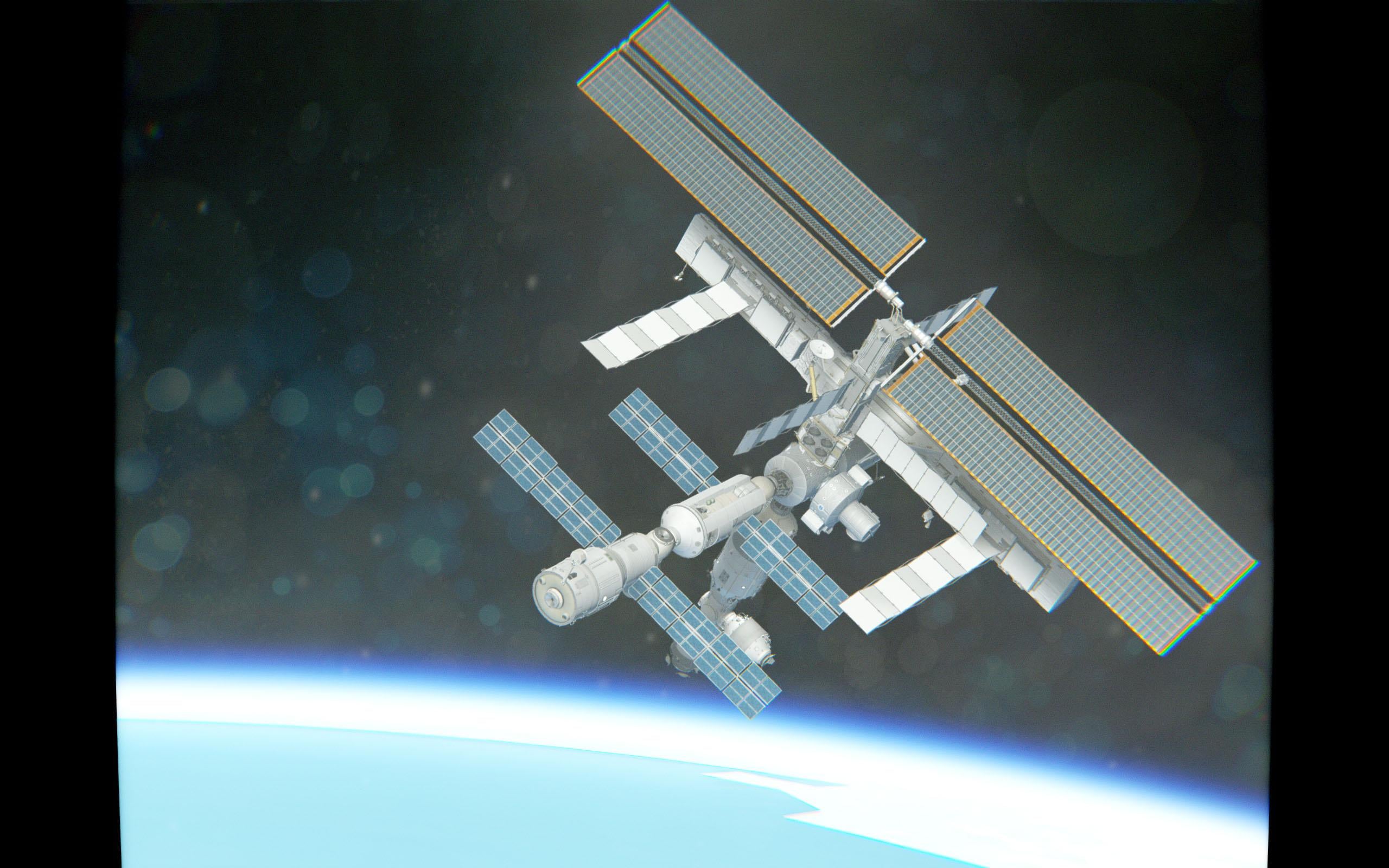 Some bold attempts — the 'internationalized' International Space ...