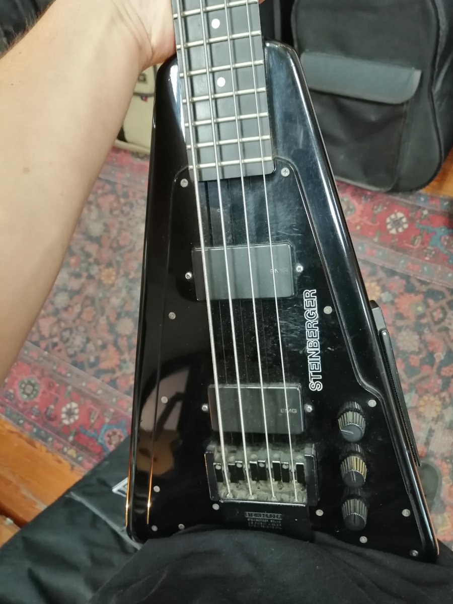 Missing strap button on Steinberger XP2 - Steinberger - Gibson Brands ...