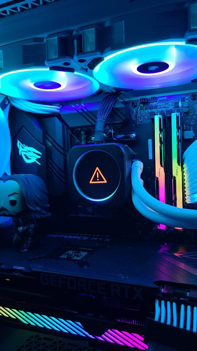 Elite LCD - Build Hardware - Corsair Community