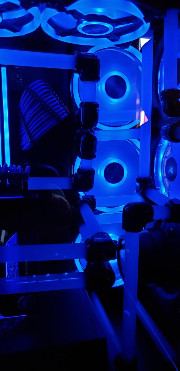 1st custom loop build - Corsair Community