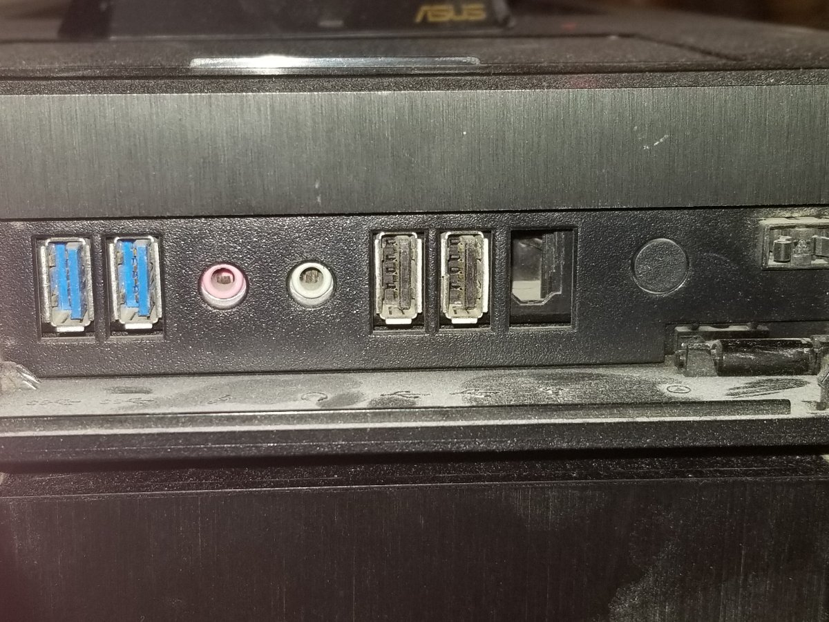Front Panel Type-C for Corsair 800D - Build Hardware - Corsair Community