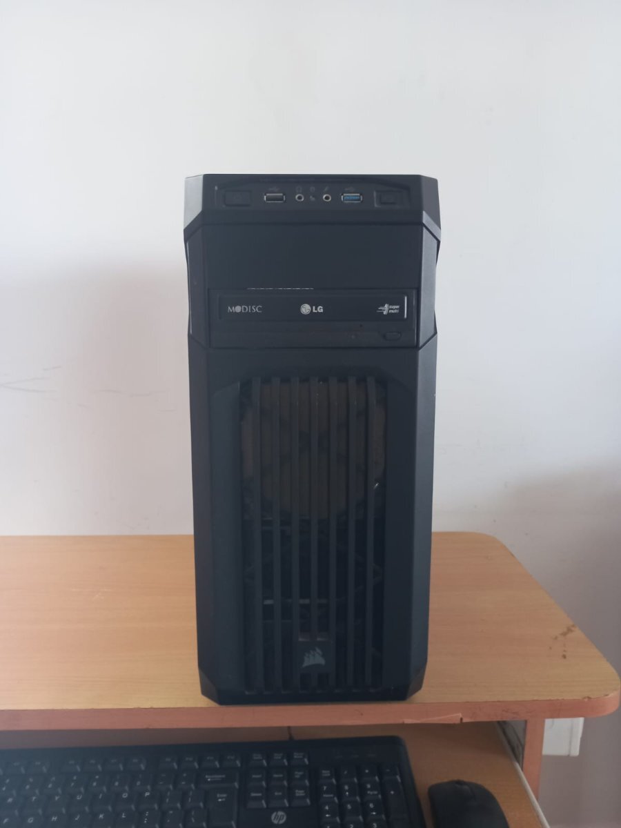 Issues in Power Start button of CORSAIR Mid tower cabinets - Build ...
