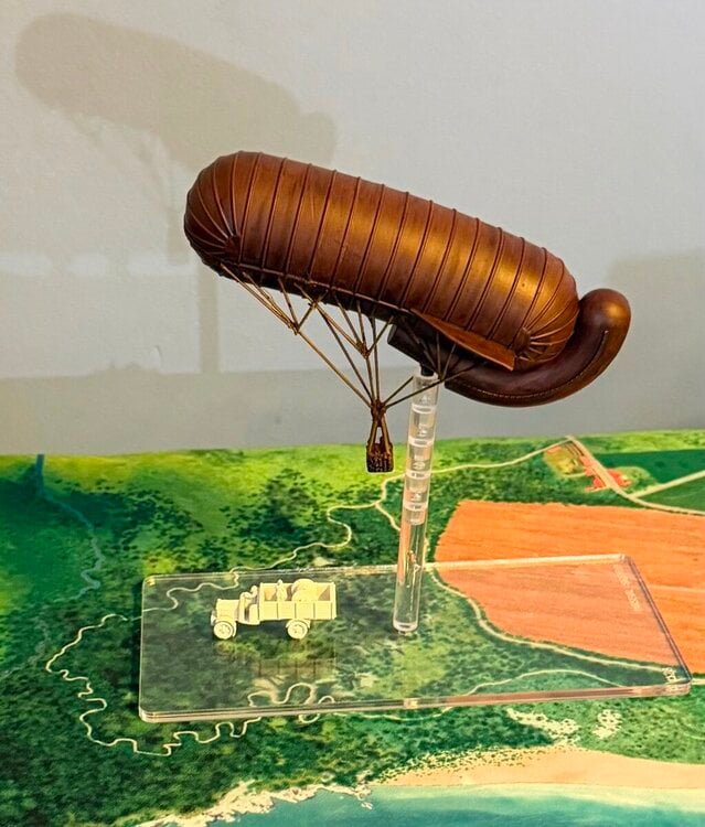 Official Balloons, Blimps, Zeppelins and other Gasbags painting thread ...