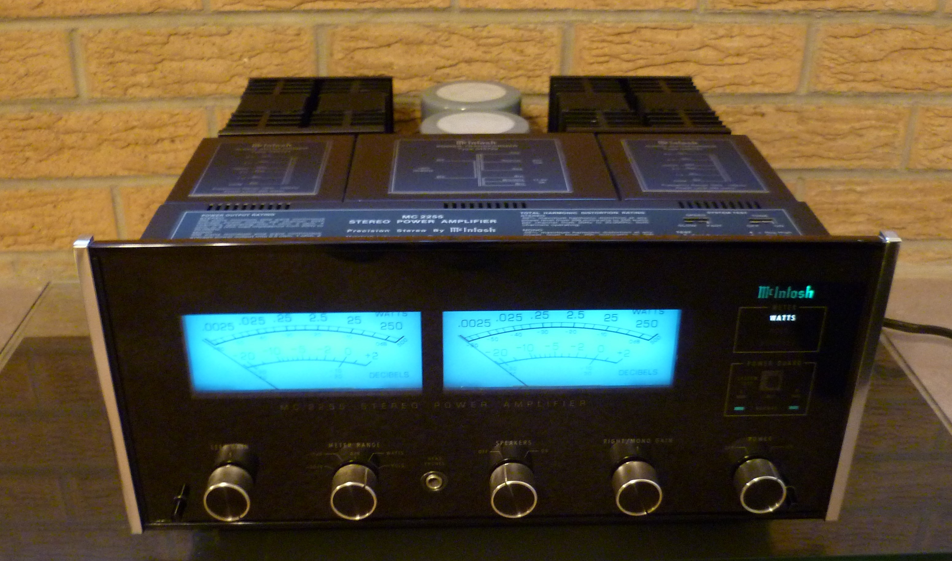McIntosh MC2255 Amplifier - Garage Sale - The Klipsch Audio Community