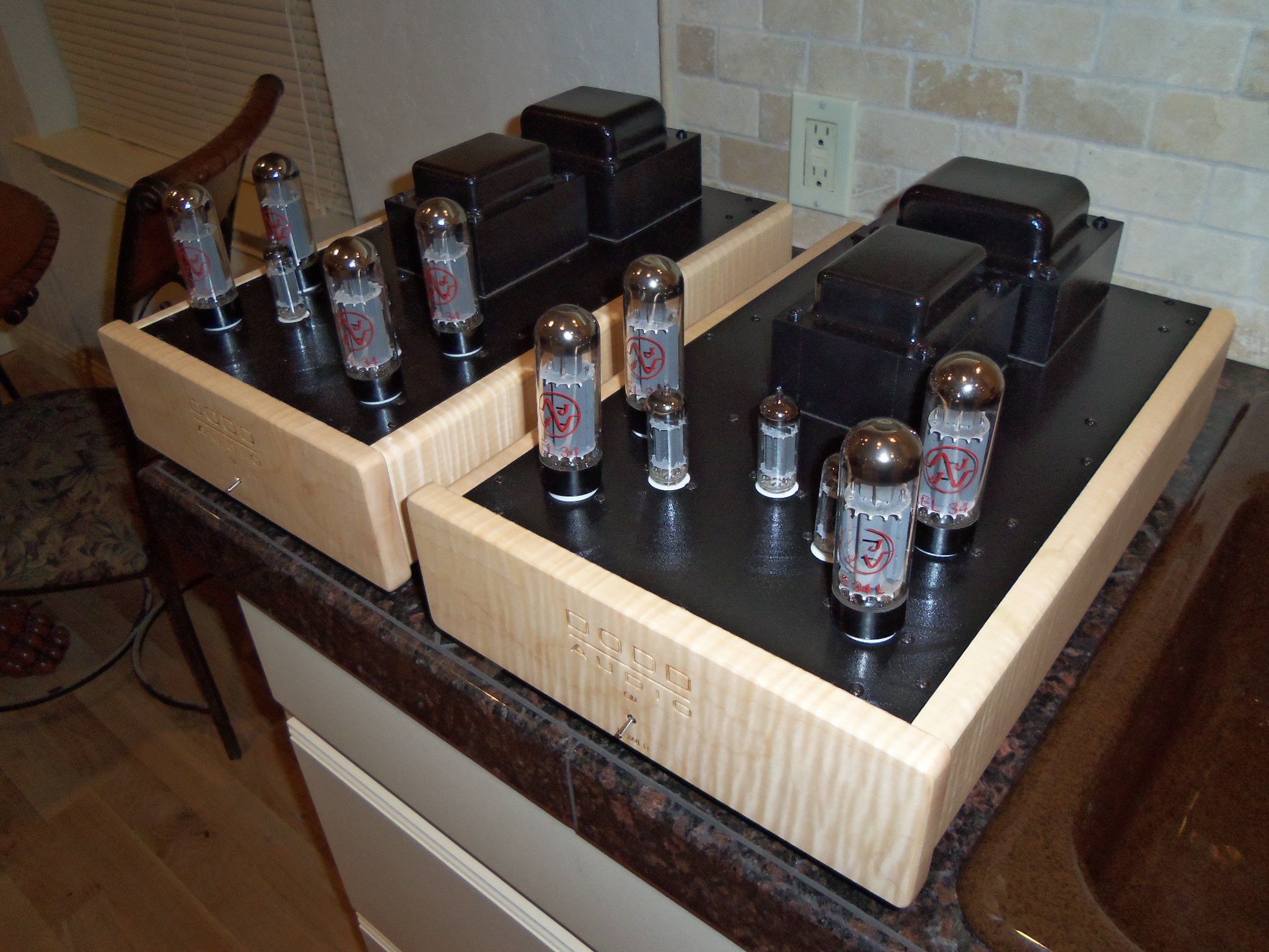 Dodd Audio 120wpc monoblocks and preamp - Garage Sale - The Klipsch ...