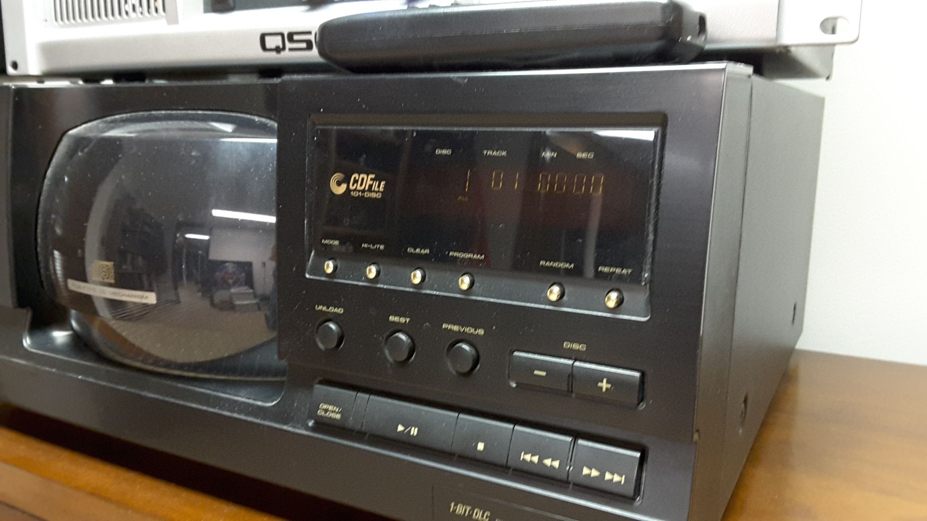 Dim display.... - Technical/Restorations - The Klipsch Audio Community
