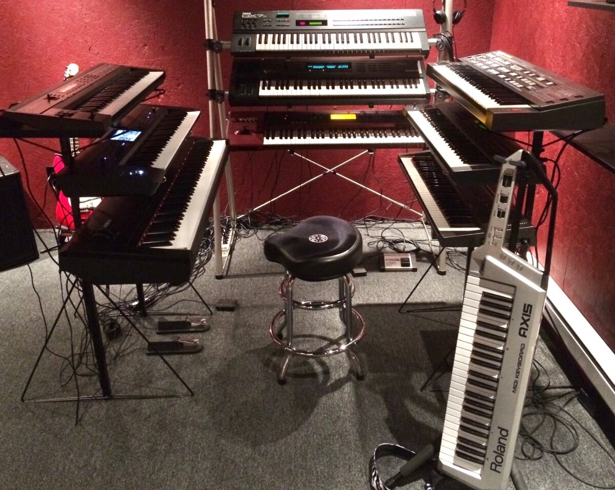 Boards stacked close together or far apart - The Keyboard Corner ...