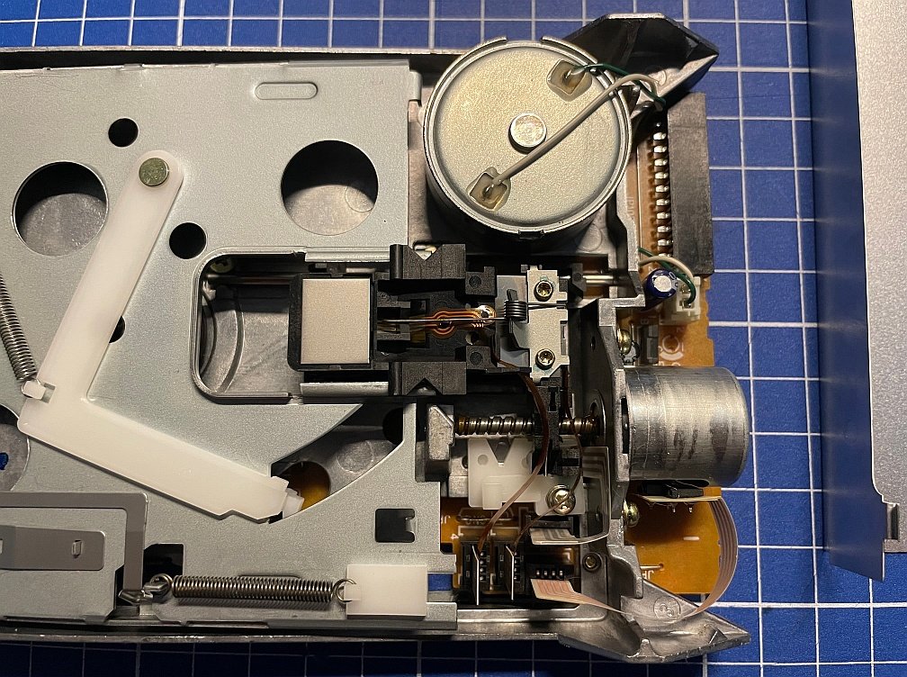 Korg X3 revival - disk drive repair / LCD backlight replacement - The ...