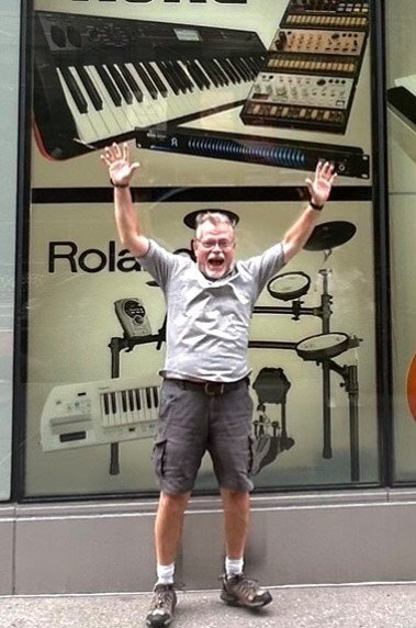 "Keyboards in Stores!" --> Sam Ash Music NYC