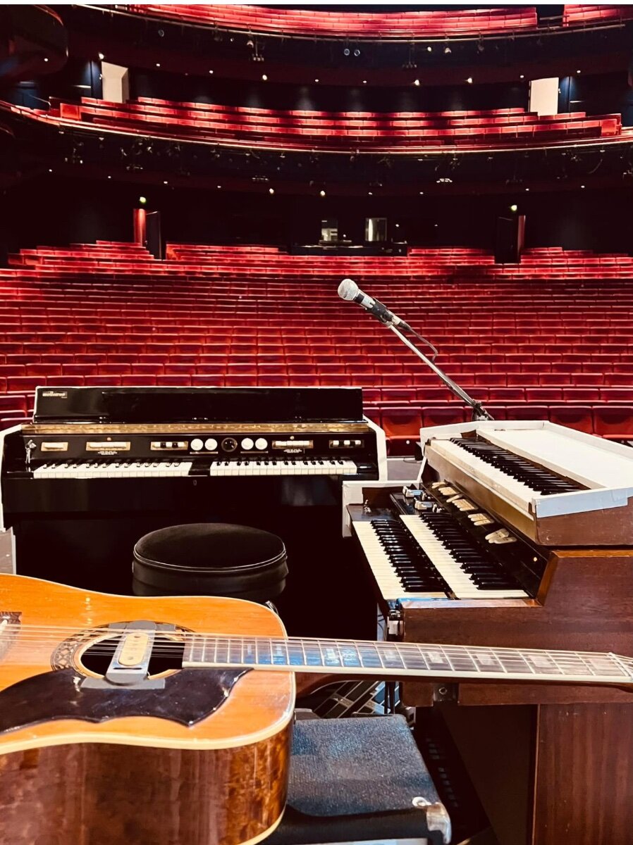 Ian Benhamou’s The Musical Box Rig - The Keyboard Corner - Music Player ...
