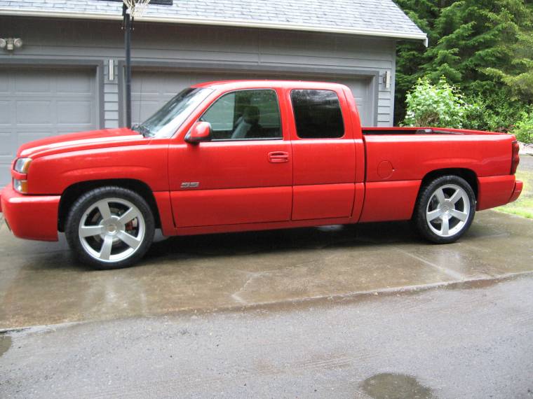 22 Replicas on Red Silverado SS - Rims and Rubber - SilveradoSS.com