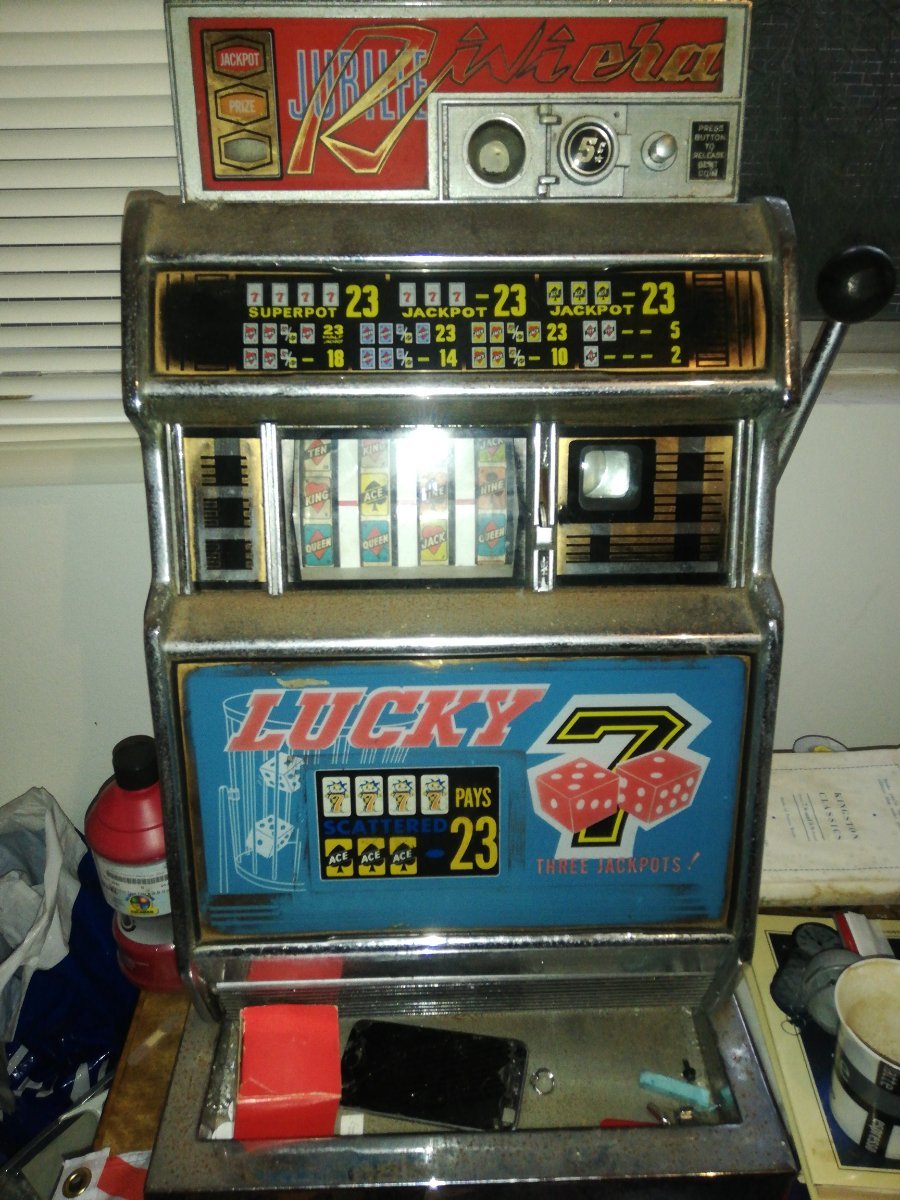 Jubilee riviera 5c slot machine - Jukebox and Vintage Hi-Fi - Aussie Arcade