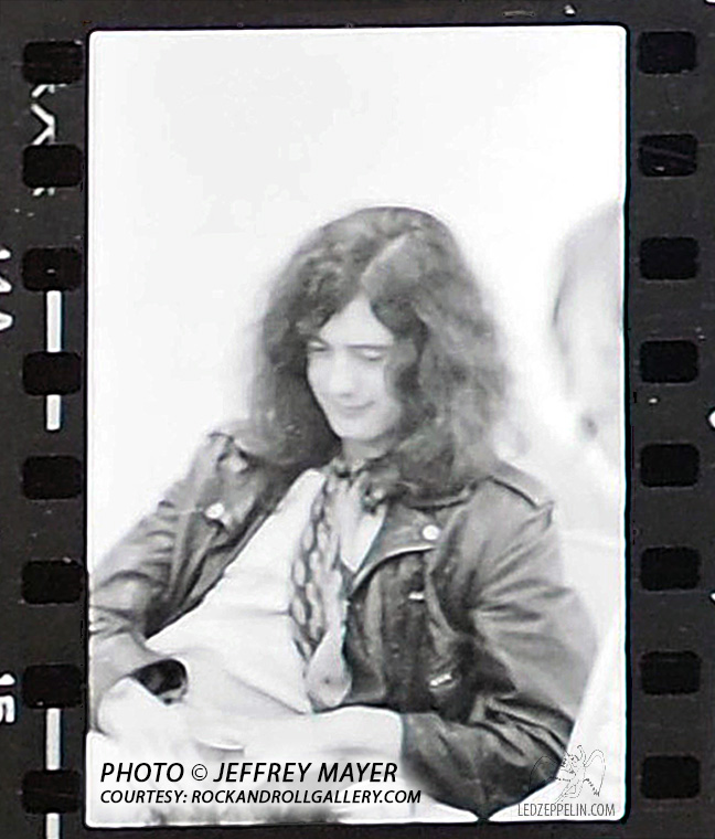 Singer Bowl 7-13-69 Backstage - rare photos - Photos - Led Zeppelin ...