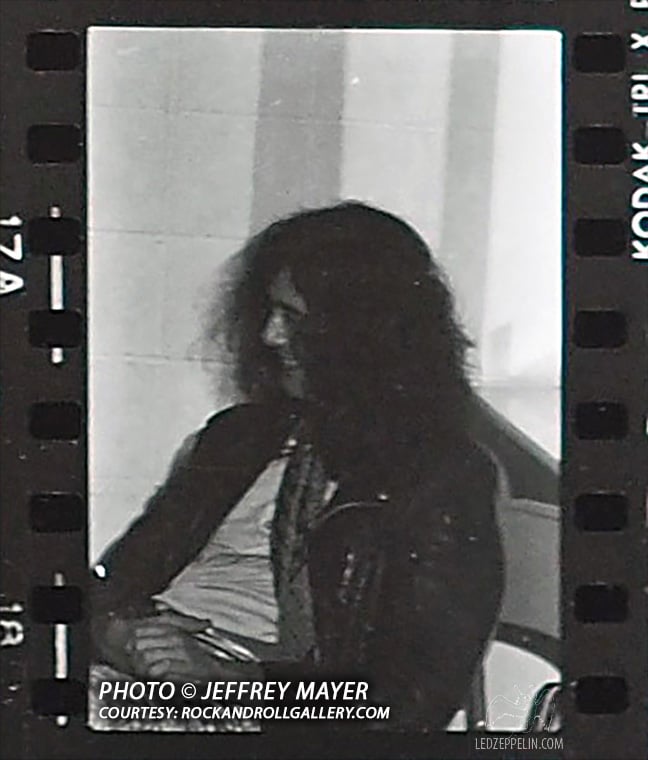 Singer Bowl 7-13-69 Backstage - rare photos - Photos - Led Zeppelin ...
