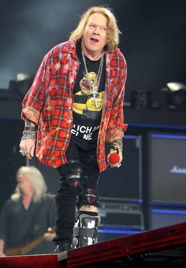 Axl Rose: The Greatest Transformation of 2016 - GUNS N' ROSES ...