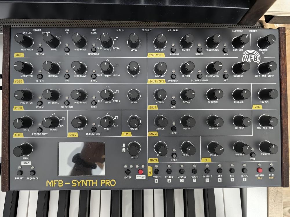MFB Synth Pro v4 - Szintetizátor - Ménemszól.hu
