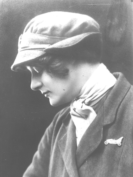 Dolly Shepherd pioneering parachutist - Other Great War Chat - The ...