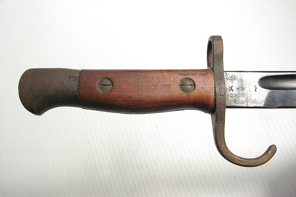 Hooked Quillion still in service use in 1920 ? - Arms and other weapons ...