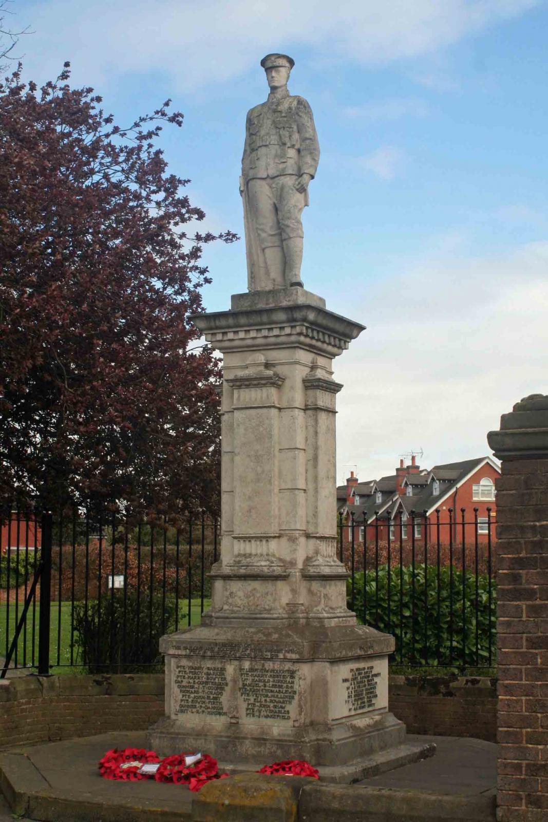 Elworth, Cheshire, War Memorial - Cemeteries and memorials - The Great ...