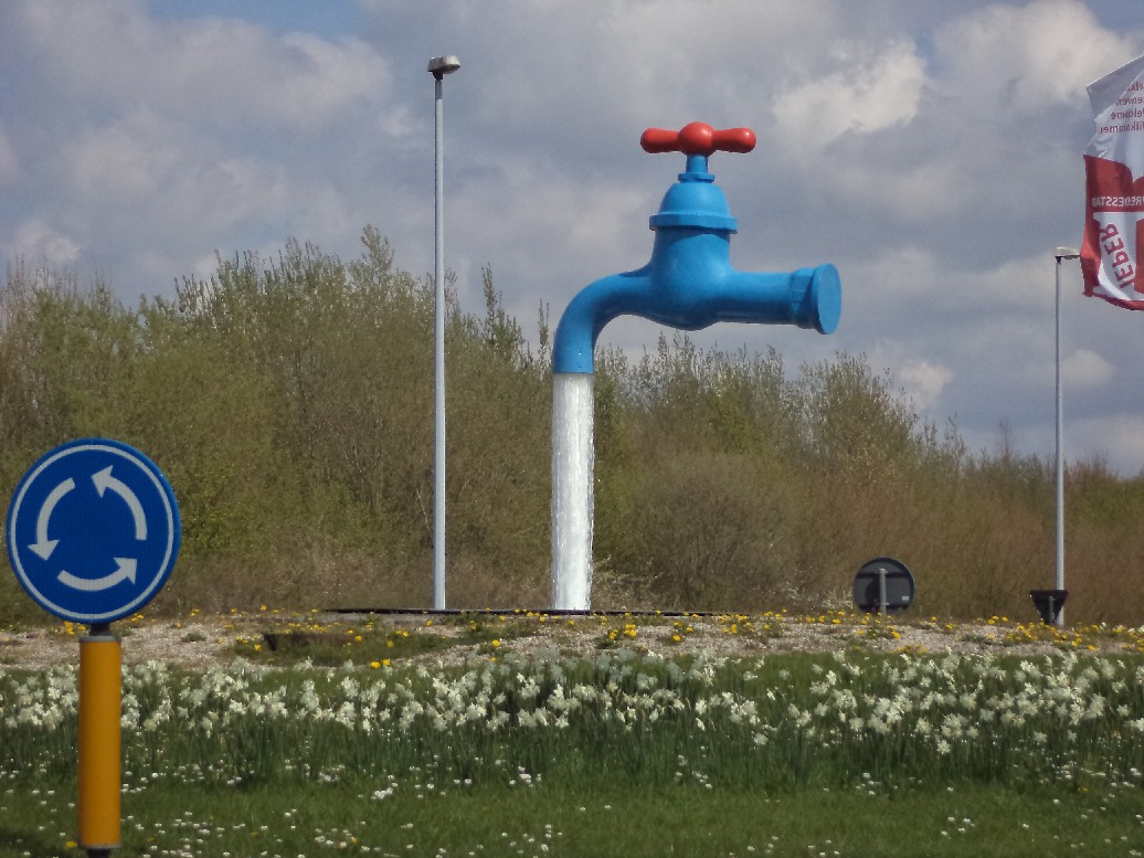 'The Floating Tap' sculpture at Ypres - Battlefields - visiting and ...