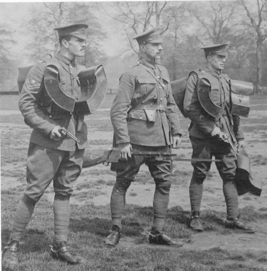 Musketeen automatic rifle - Arms and other weapons - The Great War ...