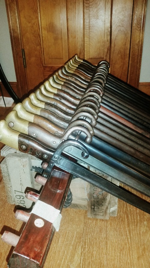 Bayonet Storage - Arms and other weapons - The Great War (1914-1918) Forum