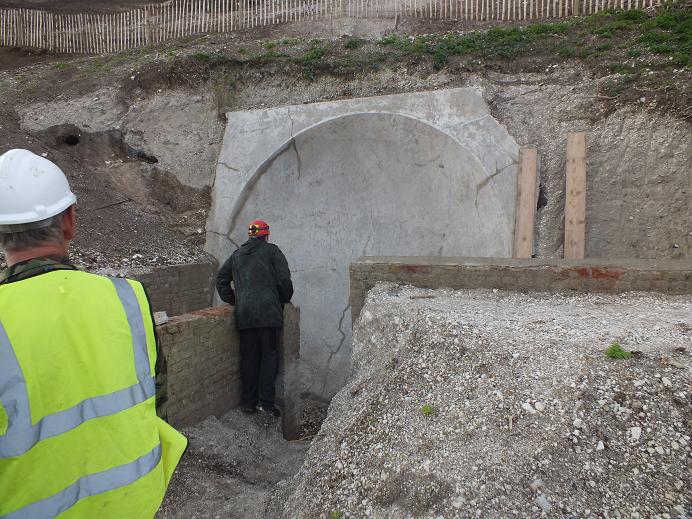 Sound/Acoustic mirrors in WW1? - Other Equipment - The Great War (1914 ...