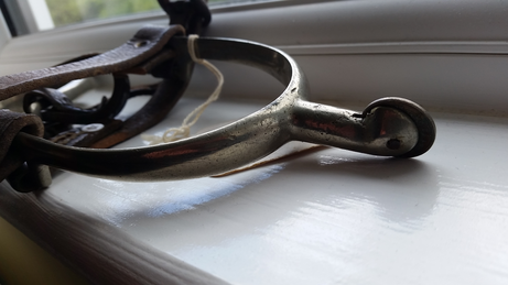 Are these WW1 spurs? - Other Equipment - The Great War (1914-1918) Forum