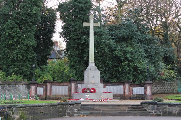 Thomas Alfred Jones VC, and Runcorn, His statue, His Grave and Runcorn ...