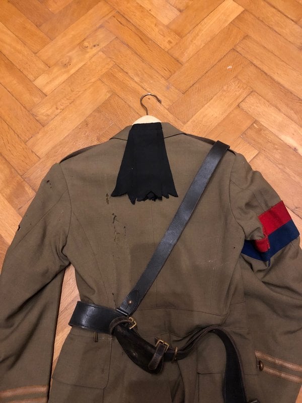The RWF Flash - a brief analysis - Uniforms,Cap Badges and Insignia ...